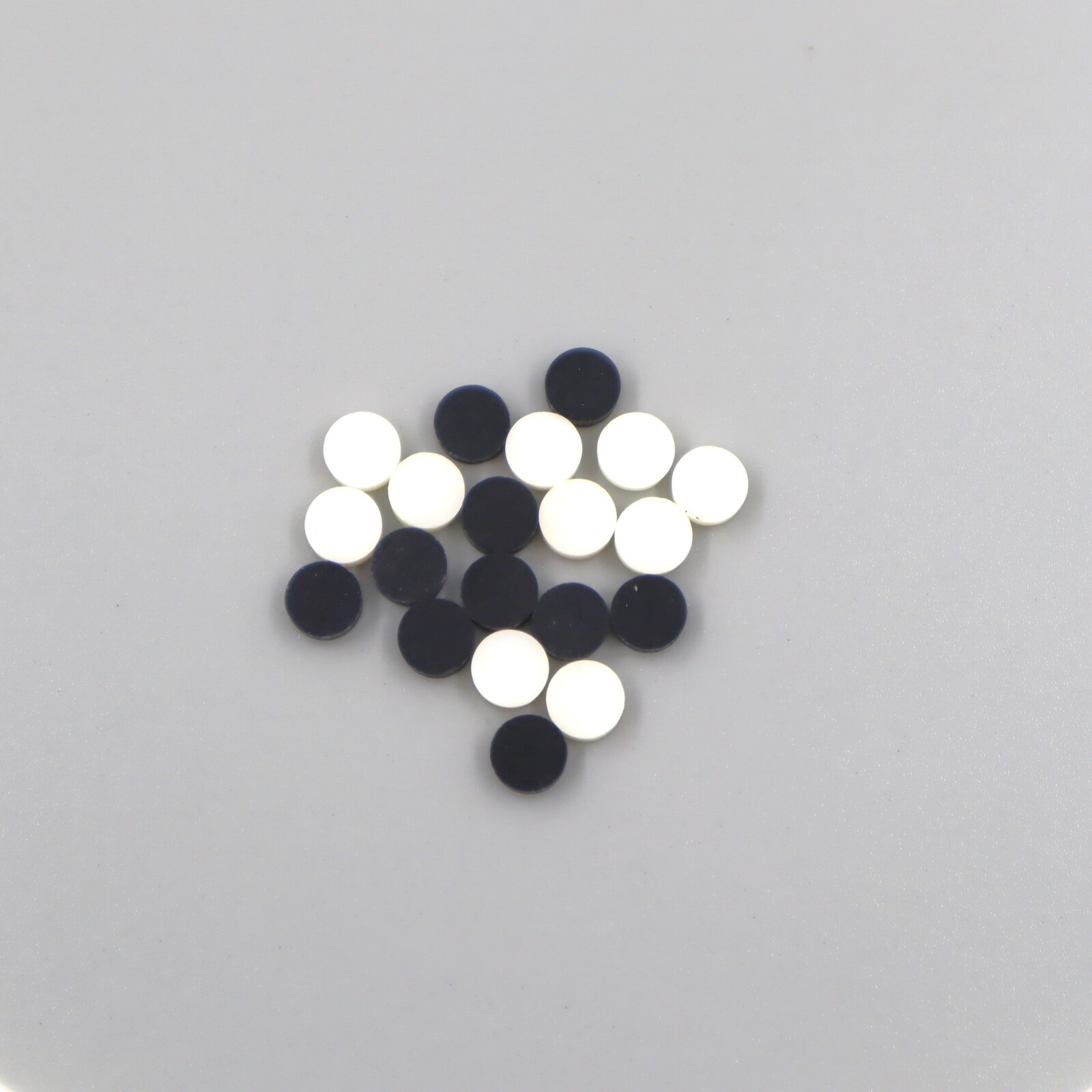 6mm Fret Marker Dots Black & White - Guitar Templates